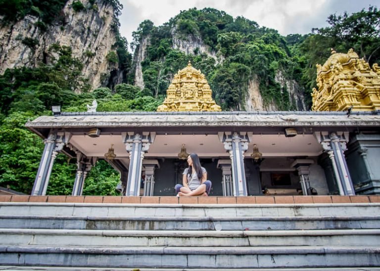 Ultimate Guide To Climbing The Batu Cave Steps In Malaysia - enSquared ...